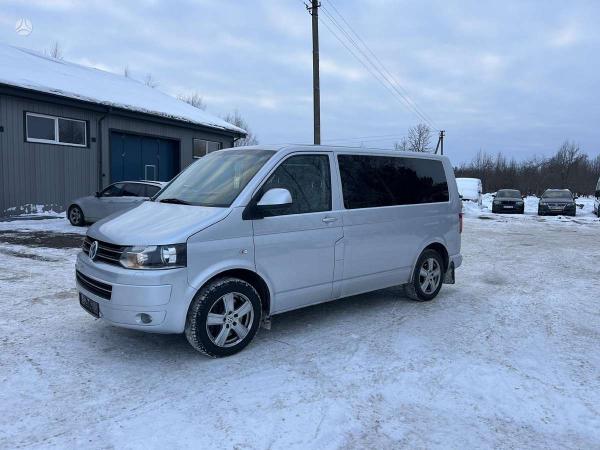 Pelēks Volkswagen Multivan 2010 Kretinga, ar dzinēja tilpumu 2.00 L un nobraukumu 450 tūkst. km par 11650 €, foto 2 vietnē AUTOMOTO.COM.LV