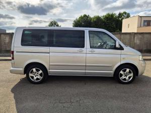 Pelēks Volkswagen Multivan 2010 Mažeikiai, ar dzinēja tilpumu 2.50 L un nobraukumu 310 tūkst. km par 5700 €, foto 6 vietnē AUTOMOTO.COM.LV