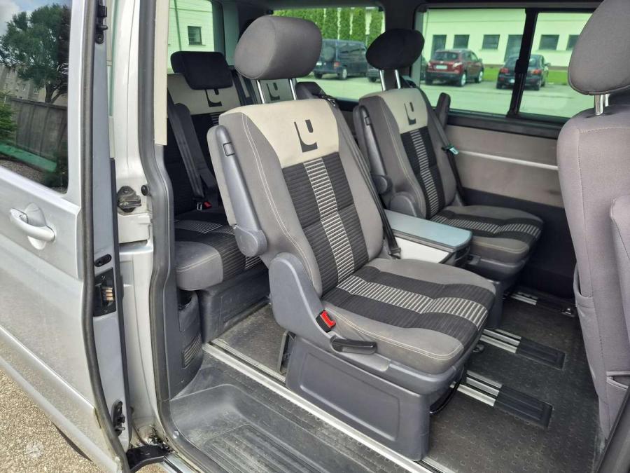 Pelēks Volkswagen Multivan 2010 Mažeikiai, ar dzinēja tilpumu 2.50 L un nobraukumu 310 tūkst. km par 5700 €, foto 11 vietnē AUTOMOTO.COM.LV