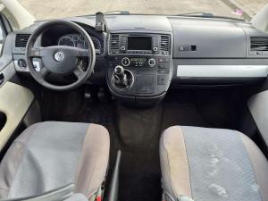 Pelēks Volkswagen Multivan 2010 Mažeikiai, ar dzinēja tilpumu 2.50 L un nobraukumu 310 tūkst. km par 5700 €, foto 12 vietnē AUTOMOTO.COM.LV