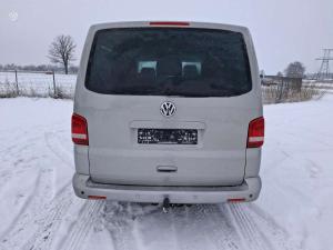 Grey Volkswagen Multivan 2011 in Marijampole, with an engine capacity of 2.00 L and mileage of 257 thousand km for 14200 €, photo 8 on AUTOMOTO.COM.LV