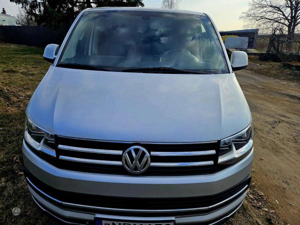 Pelēks Volkswagen Multivan 2011 Kaišiadorys, ar dzinēja tilpumu 2.00 L un nobraukumu 300 tūkst. km par 12900 €, foto 4 vietnē AUTOMOTO.COM.LV