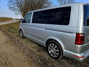 Pelēks Volkswagen Multivan 2011 Kaišiadorys, ar dzinēja tilpumu 2.00 L un nobraukumu 300 tūkst. km par 12900 €, foto 16 vietnē AUTOMOTO.COM.LV