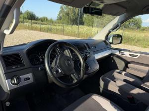 Grey Volkswagen Multivan 2013 in Vilnius, with an engine capacity of 1.97 L and mileage of 267 thousand km for 13950 €, photo 13 on AUTOMOTO.COM.LV