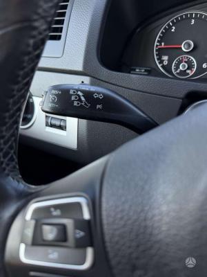 Grey Volkswagen Multivan 2013 in Vilnius, with an engine capacity of 1.97 L and mileage of 267 thousand km for 13950 €, photo 16 on AUTOMOTO.COM.LV