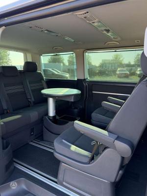 Grey Volkswagen Multivan 2013 in Vilnius, with an engine capacity of 1.97 L and mileage of 267 thousand km for 13950 €, photo 30 on AUTOMOTO.COM.LV