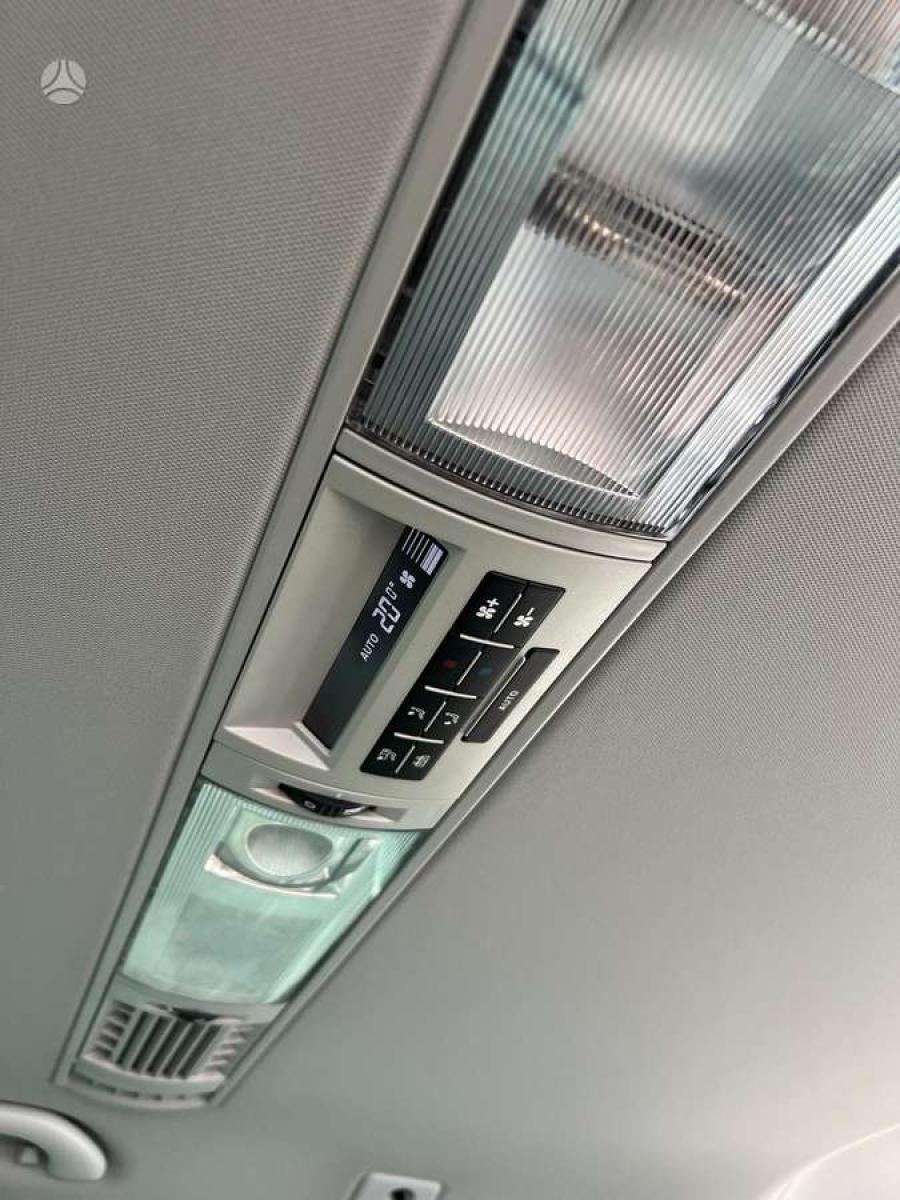 Pelēks Volkswagen Multivan 2013 Klaipėda, ar dzinēja tilpumu 1.97 L un nobraukumu 124 tūkst. km par 24999 €, foto 9 vietnē AUTOMOTO.COM.LV