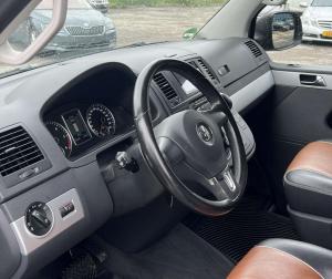 Pelēks Volkswagen Multivan 2013 Klaipėda, ar dzinēja tilpumu 1.97 L un nobraukumu 124 tūkst. km par 24999 €, foto 22 vietnē AUTOMOTO.COM.LV