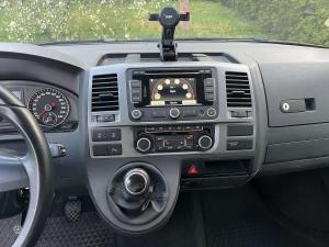 Grey Volkswagen Multivan 2015 in Jonava, with an engine capacity of 2.00 L and mileage of 274 thousand km for 16100 €, photo 8 on AUTOMOTO.COM.LV