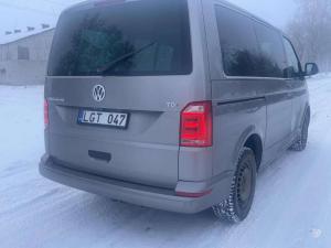 Grey Volkswagen Multivan 2018 in Panevezys, with an engine capacity of 2.00 L and mileage of 182 thousand km for 17800 €, photo 4 on AUTOMOTO.COM.LV