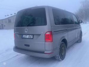 Grey Volkswagen Multivan 2018 in Panevezys, with an engine capacity of 2.00 L and mileage of 182 thousand km for 17800 €, photo 8 on AUTOMOTO.COM.LV
