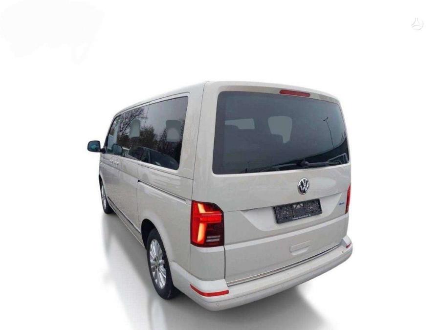 Grey Volkswagen Multivan 2020 in Vilnius, with an engine capacity of 2.00 L and mileage of 166 thousand km for 36990 €, photo 5 on AUTOMOTO.COM.LV