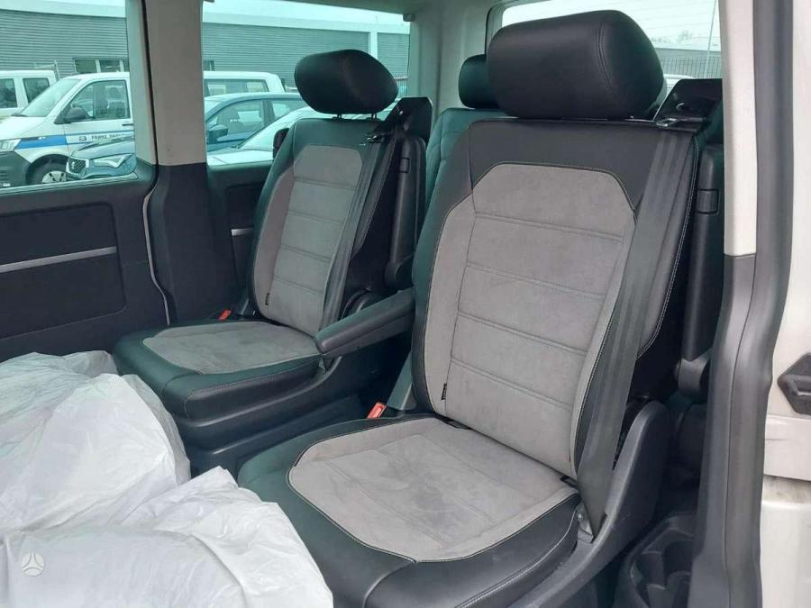 Grey Volkswagen Multivan 2020 in Vilnius, with an engine capacity of 2.00 L and mileage of 166 thousand km for 36990 €, photo 14 on AUTOMOTO.COM.LV