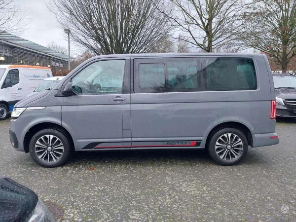 Grey Volkswagen Multivan 2020 in Vilnius, with an engine capacity of 2.00 L and mileage of 112 thousand km for 37690 €, photo 8 on AUTOMOTO.COM.LV