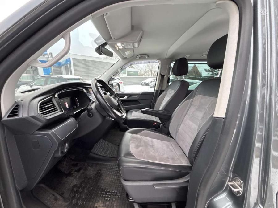 Grey Volkswagen Multivan 2020 in Vilnius, with an engine capacity of 2.00 L and mileage of 118 thousand km for 39690 €, photo 6 on AUTOMOTO.COM.LV