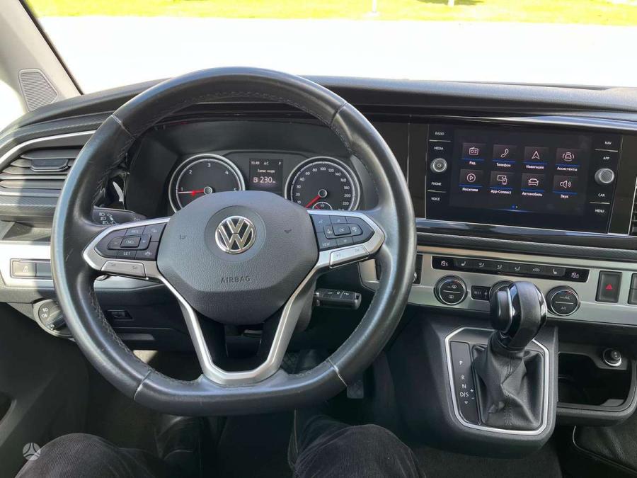 Grey Volkswagen Multivan 2021 in Vilnius, with an engine capacity of 2.00 L and mileage of 465 thousand km for 19200 €, photo 6 on AUTOMOTO.COM.LV