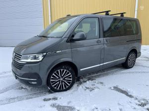 Grey Volkswagen Multivan 2022 in Kaunas, with an engine capacity of 1.97 L and mileage of 112 thousand km for 47500 €, photo 10 on AUTOMOTO.COM.LV