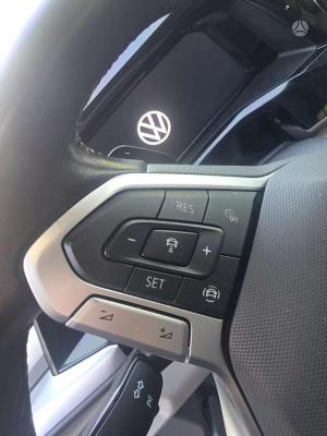 Grey Volkswagen Multivan 2022 in Vilnius, with an engine capacity of 1.98 L and mileage of 90 thousand km for 46000 €, photo 11 on AUTOMOTO.COM.LV