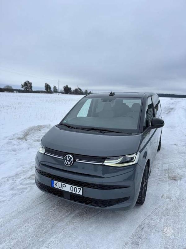 Pelēks Volkswagen Multivan 2023 Viļņa, ar dzinēja tilpumu 1.97 L un nobraukumu 170 tūkst. km par 40500 €, foto 5 vietnē AUTOMOTO.COM.LV