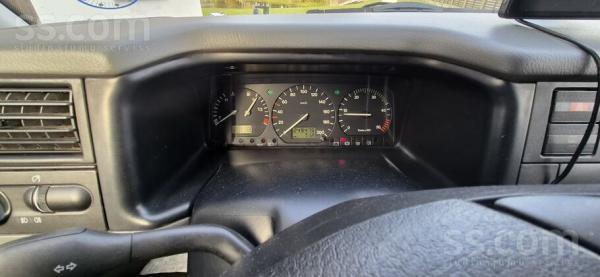 Volkswagen Multivan 1997 Limbaži vietnē Pelēks Volkswagen Multivan 1997 Limbaži, ar dzinēja tilpumu 2.50 L un nobraukumu 250 tūkst. km par 10500 €, foto 4 vietnē AUTOMOTO.COM.LV
