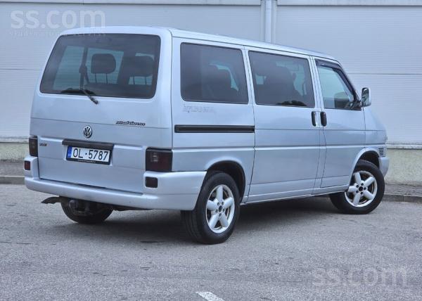 Pelēks Volkswagen Multivan 2000 Tukums, ar dzinēja tilpumu 2.50 L un nobraukumu 460 tūkst. km par 6800 €, foto 4 vietnē AUTOMOTO.COM.LV