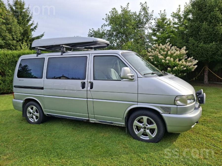 Grey Volkswagen Multivan 2001 in Riga, with an engine capacity of 2.50 L and mileage of 444 thousand km for 7200 €, photo 1 on AUTOMOTO.COM.LV