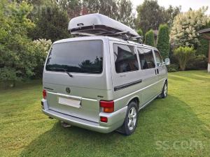 Grey Volkswagen Multivan 2001 in Riga, with an engine capacity of 2.50 L and mileage of 444 thousand km for 7200 €, photo 6 on AUTOMOTO.COM.LV