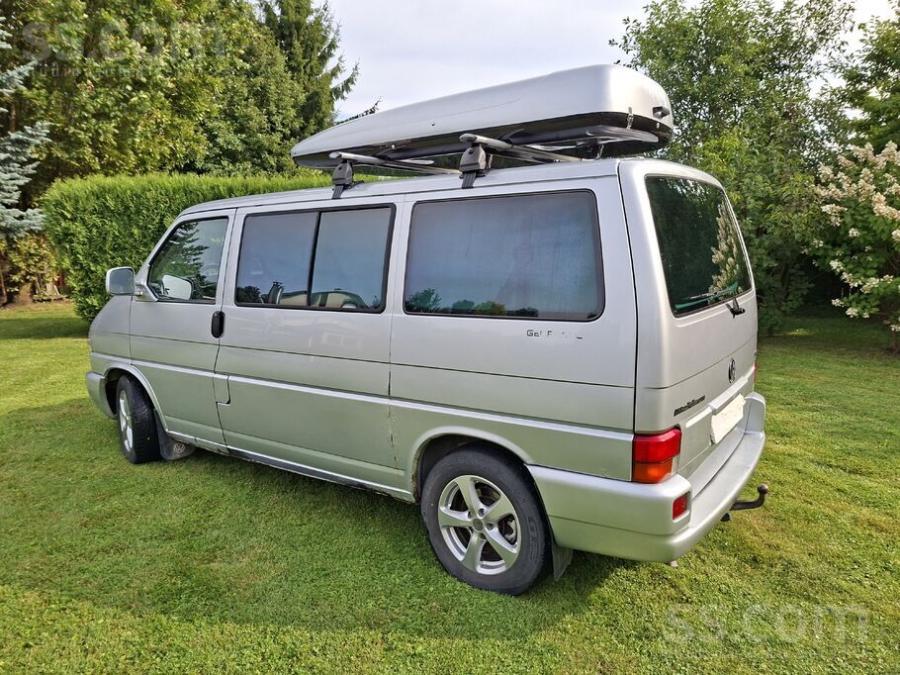 Grey Volkswagen Multivan 2001 in Riga, with an engine capacity of 2.50 L and mileage of 444 thousand km for 7200 €, photo 10 on AUTOMOTO.COM.LV
