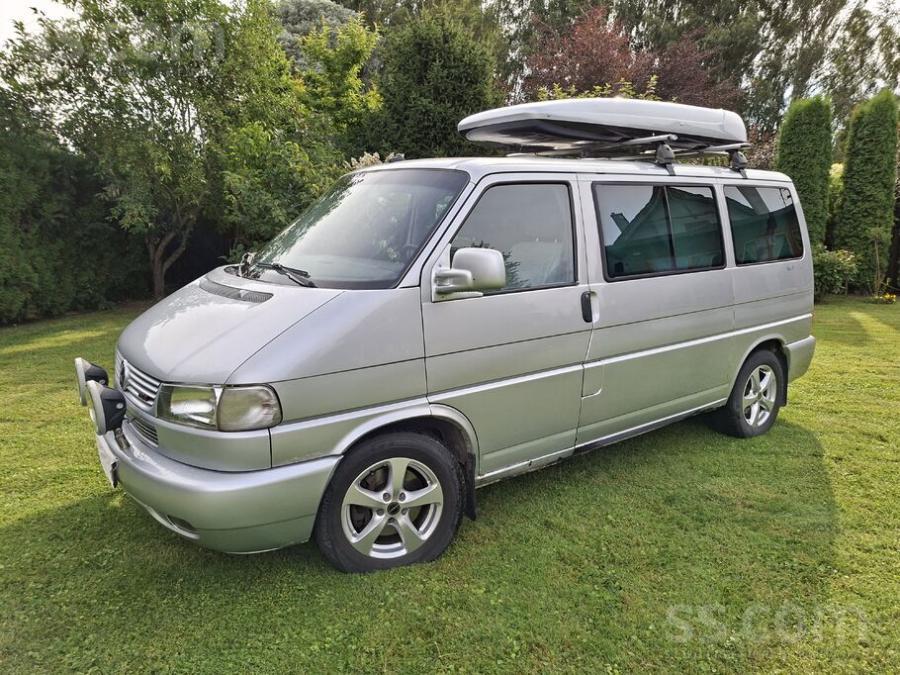Grey Volkswagen Multivan 2001 in Riga, with an engine capacity of 2.50 L and mileage of 444 thousand km for 7200 €, photo 12 on AUTOMOTO.COM.LV