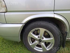 Grey Volkswagen Multivan 2001 in Riga, with an engine capacity of 2.50 L and mileage of 444 thousand km for 7200 €, photo 14 on AUTOMOTO.COM.LV