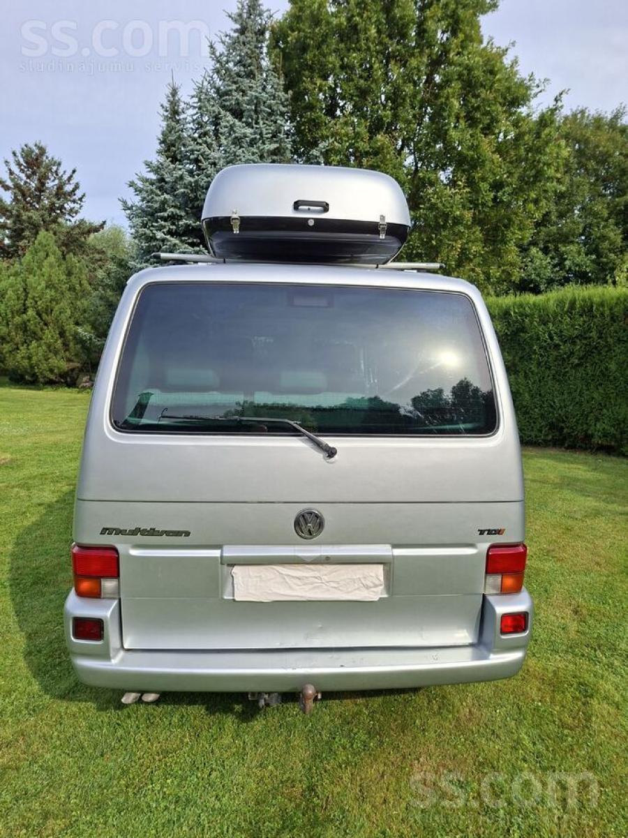 Grey Volkswagen Multivan 2001 in Riga, with an engine capacity of 2.50 L and mileage of 444 thousand km for 7200 €, photo 16 on AUTOMOTO.COM.LV