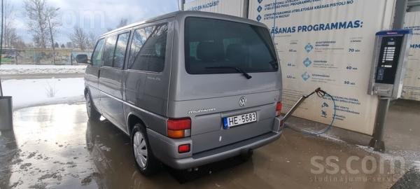 Pelēks Volkswagen Multivan 2002 Liepāja, ar dzinēja tilpumu 2.50 L un nobraukumu 327 tūkst. km par 8400 €, foto 5 vietnē AUTOMOTO.COM.LV