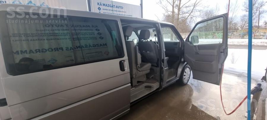 Pelēks Volkswagen Multivan 2002 Liepāja, ar dzinēja tilpumu 2.50 L un nobraukumu 327 tūkst. km par 8400 €, foto 12 vietnē AUTOMOTO.COM.LV