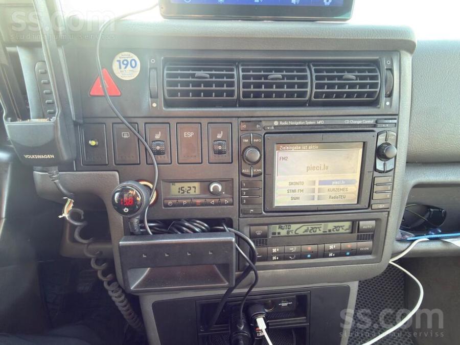 Grey Volkswagen Multivan 2002 in Liepaja, with an engine capacity of 2.50 L and mileage of 334 thousand km for 10700 €, photo 13 on AUTOMOTO.COM.LV