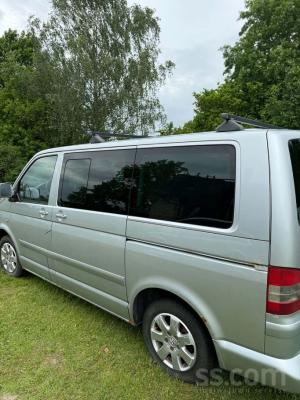 Grey Volkswagen Multivan 2003 in Gulbene, with an engine capacity of 2.50 L and mileage of 419 thousand km for 4000 €, photo 7 on AUTOMOTO.COM.LV