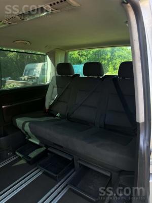 Grey Volkswagen Multivan 2003 in Gulbene, with an engine capacity of 2.50 L and mileage of 419 thousand km for 4000 €, photo 14 on AUTOMOTO.COM.LV