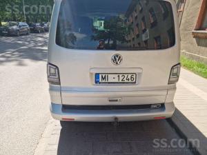 Grey Volkswagen Multivan 2003 in Jelgava, with an engine capacity of 2.50 L and mileage of 320 thousand km for 6500 €, photo 6 on AUTOMOTO.COM.LV