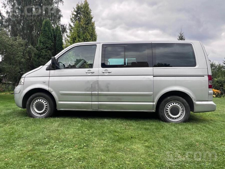 Pelēks Volkswagen Multivan 2003 Rīga, ar dzinēja tilpumu 2.50 L un nobraukumu 405 tūkst. km par 5200 €, foto 11 vietnē AUTOMOTO.COM.LV