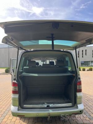 Pelēks Volkswagen Multivan 2004 Rīga, ar dzinēja tilpumu 2.50 L un nobraukumu 459 tūkst. km par 3200 €, foto 16 vietnē AUTOMOTO.COM.LV