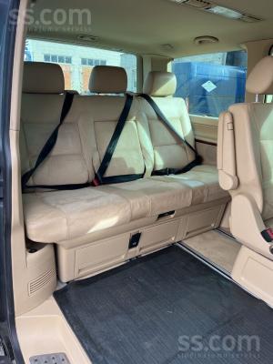 Grey Volkswagen Multivan 2005 in Riga, with an engine capacity of 2.50 L and mileage of 282 thousand km for 7850 €, photo 11 on AUTOMOTO.COM.LV