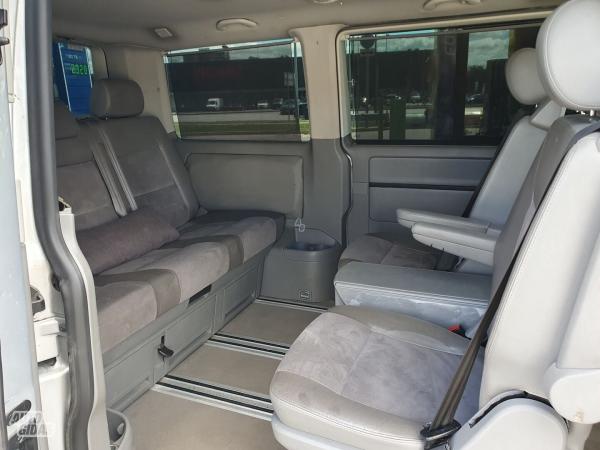 Pelēks Volkswagen Multivan 2006 Kauņa, ar dzinēja tilpumu 2.50 L un nobraukumu 380 tūkst. km par 7300 €, foto 8 vietnē AUTOMOTO.COM.LV