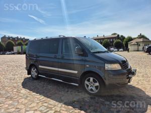 Pelēks Volkswagen Multivan 2006 Liepāja, ar dzinēja tilpumu 2.50 L un nobraukumu 445 tūkst. km par 5800 €, foto 3 vietnē AUTOMOTO.COM.LV