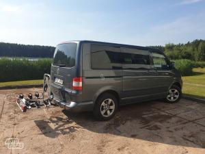 Grey Volkswagen Multivan 2008 in Kaunas, with an engine capacity of 2.50 L and mileage of 287 thousand km for 13600 €, photo 12 on AUTOMOTO.COM.LV