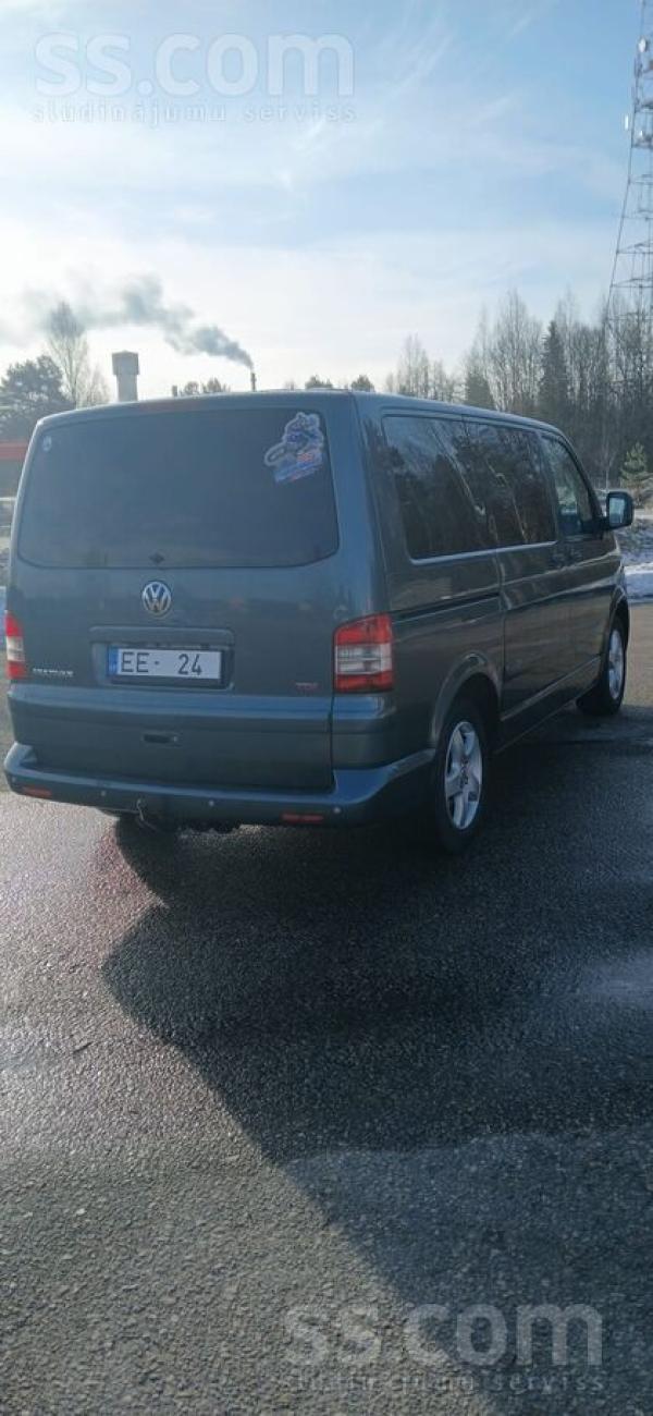 Pelēks Volkswagen Multivan 2008 Valmiera, ar dzinēja tilpumu 2.50 L un nobraukumu 321 tūkst. km par 9300 €, foto 5 vietnē AUTOMOTO.COM.LV
