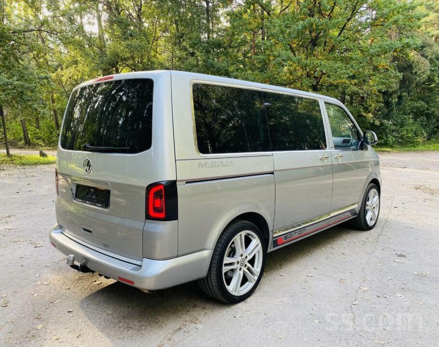 Grey Volkswagen Multivan 2010 in Riga, with an engine capacity of 2.00 L and mileage of 0 thousand km for 13590 €, photo 7 on AUTOMOTO.COM.LV