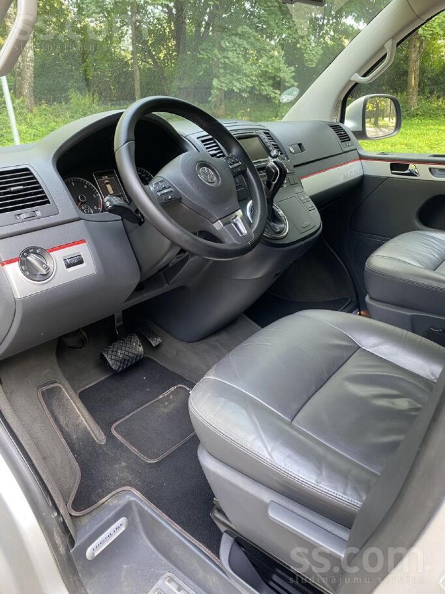 Grey Volkswagen Multivan 2010 in Riga, with an engine capacity of 2.00 L and mileage of 0 thousand km for 13590 €, photo 9 on AUTOMOTO.COM.LV