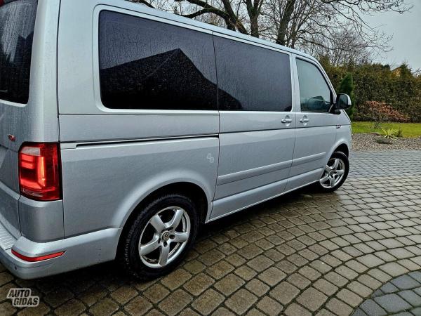 Grey Volkswagen Multivan 2011 in Kaisiadorys, with an engine capacity of 2.00 L and mileage of 370 thousand km for 13200 €, photo 5 on AUTOMOTO.COM.LV