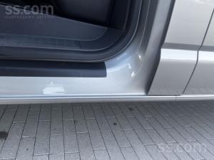 Grey Volkswagen Multivan 2011 in Rezekne, with an engine capacity of 2.00 L and mileage of 258 thousand km for 16900 €, photo 13 on AUTOMOTO.COM.LV