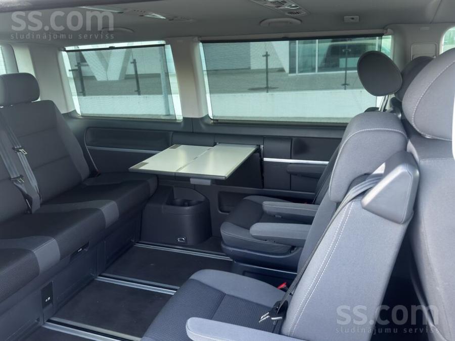 Grey Volkswagen Multivan 2011 in Rezekne, with an engine capacity of 2.00 L and mileage of 258 thousand km for 16900 €, photo 18 on AUTOMOTO.COM.LV