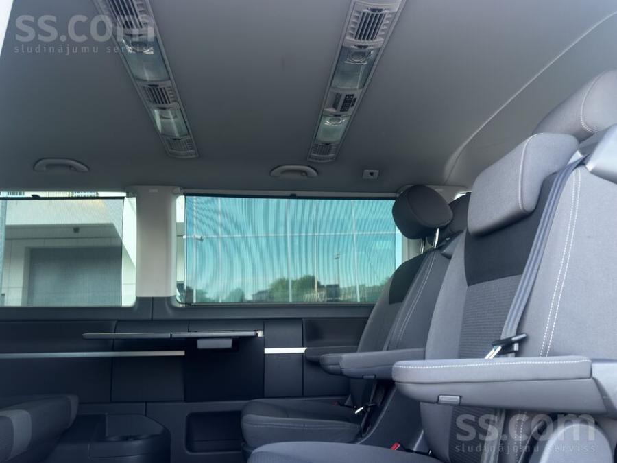 Grey Volkswagen Multivan 2011 in Rezekne, with an engine capacity of 2.00 L and mileage of 258 thousand km for 16900 €, photo 19 on AUTOMOTO.COM.LV